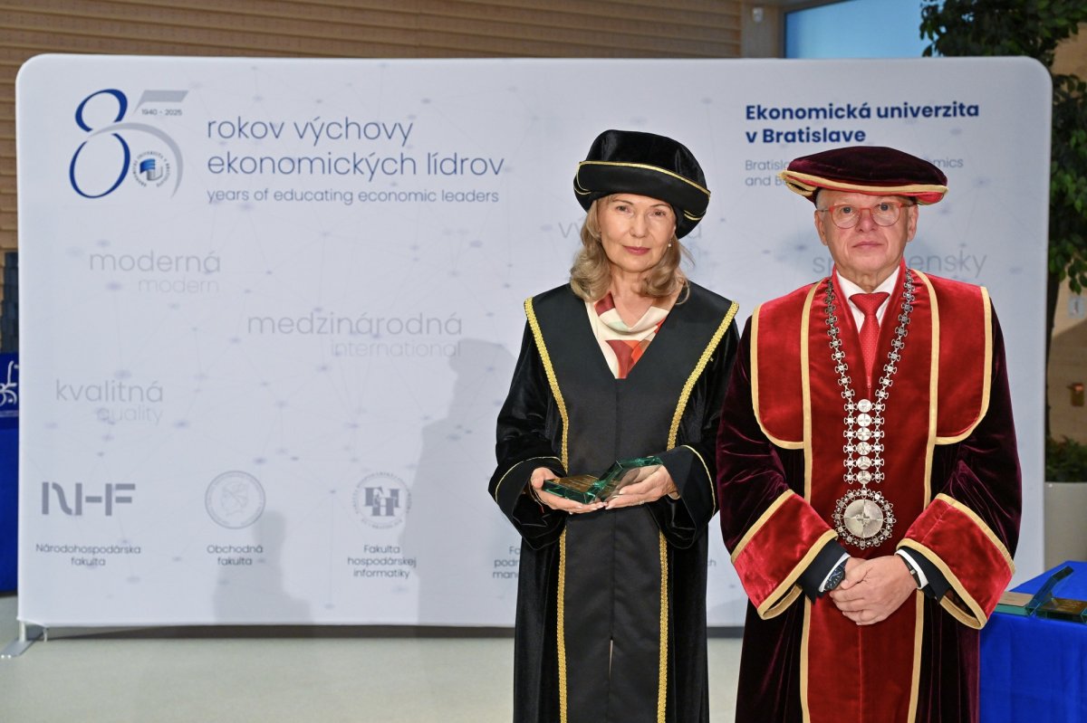 Gallery - 10-14-Vyrocie EUBA - Faculty of Business Management