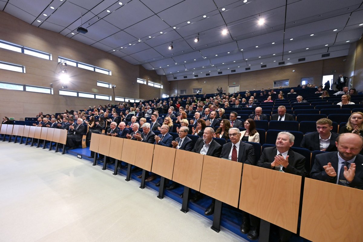 Gallery - 10-14-Vyrocie EUBA - Faculty of Business Management